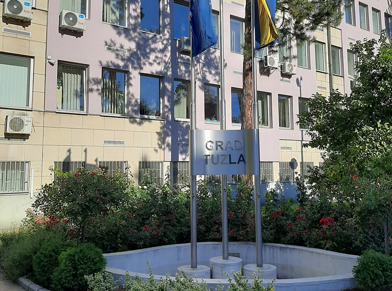 Grad Tuzla: Počele prijave za glasanje uz pomoć mobilnih timova - Megafon