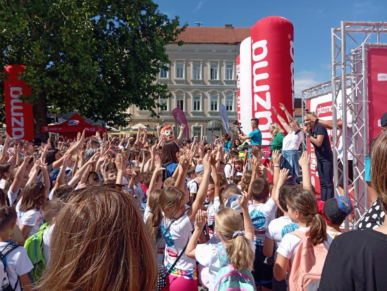 Na Trgu slobode u Tuzli svečano otvorene Sportske igre mladih - Megafon